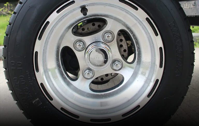 2025 Evolution Turfman 800 Golf Cart - Bright EV